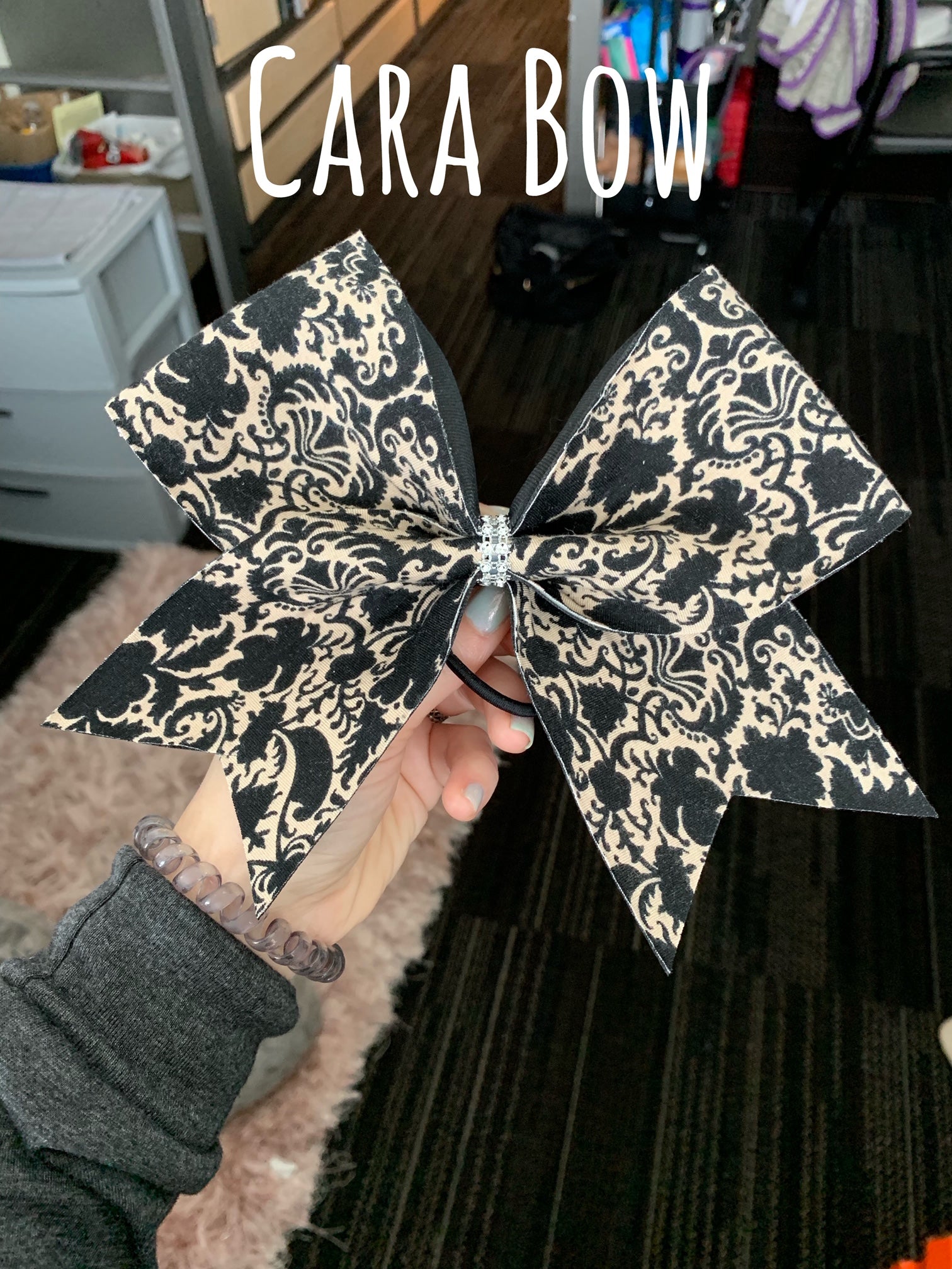 Cara Bow – Bow Boutique